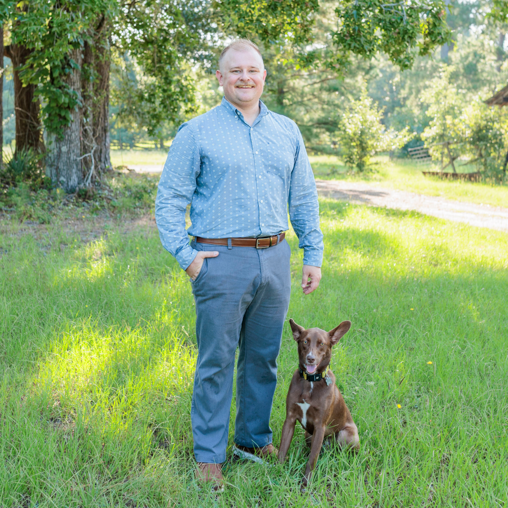 About Us | Scoopr Full-Service Pet Waste Removal, Odor Control & Yard ...